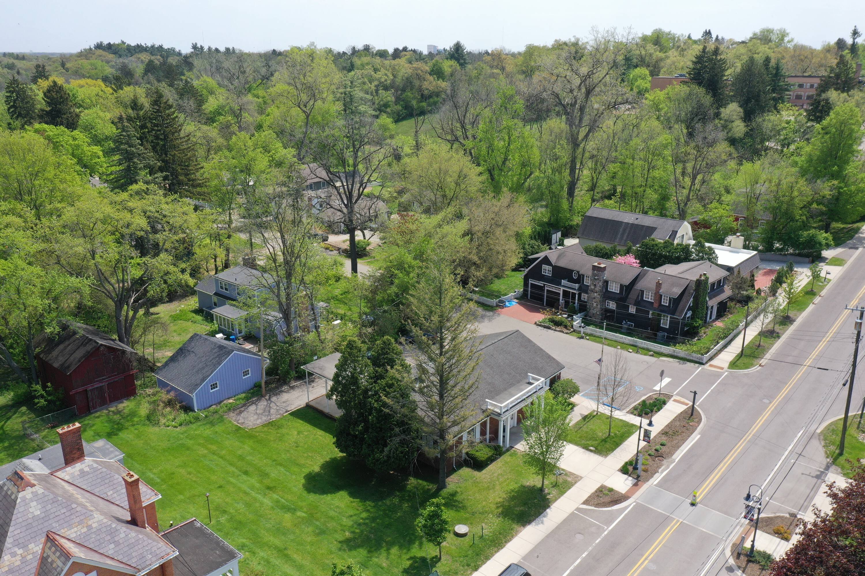 32406 Franklin Rd, Franklin, MI 48025 | Crexi.com
