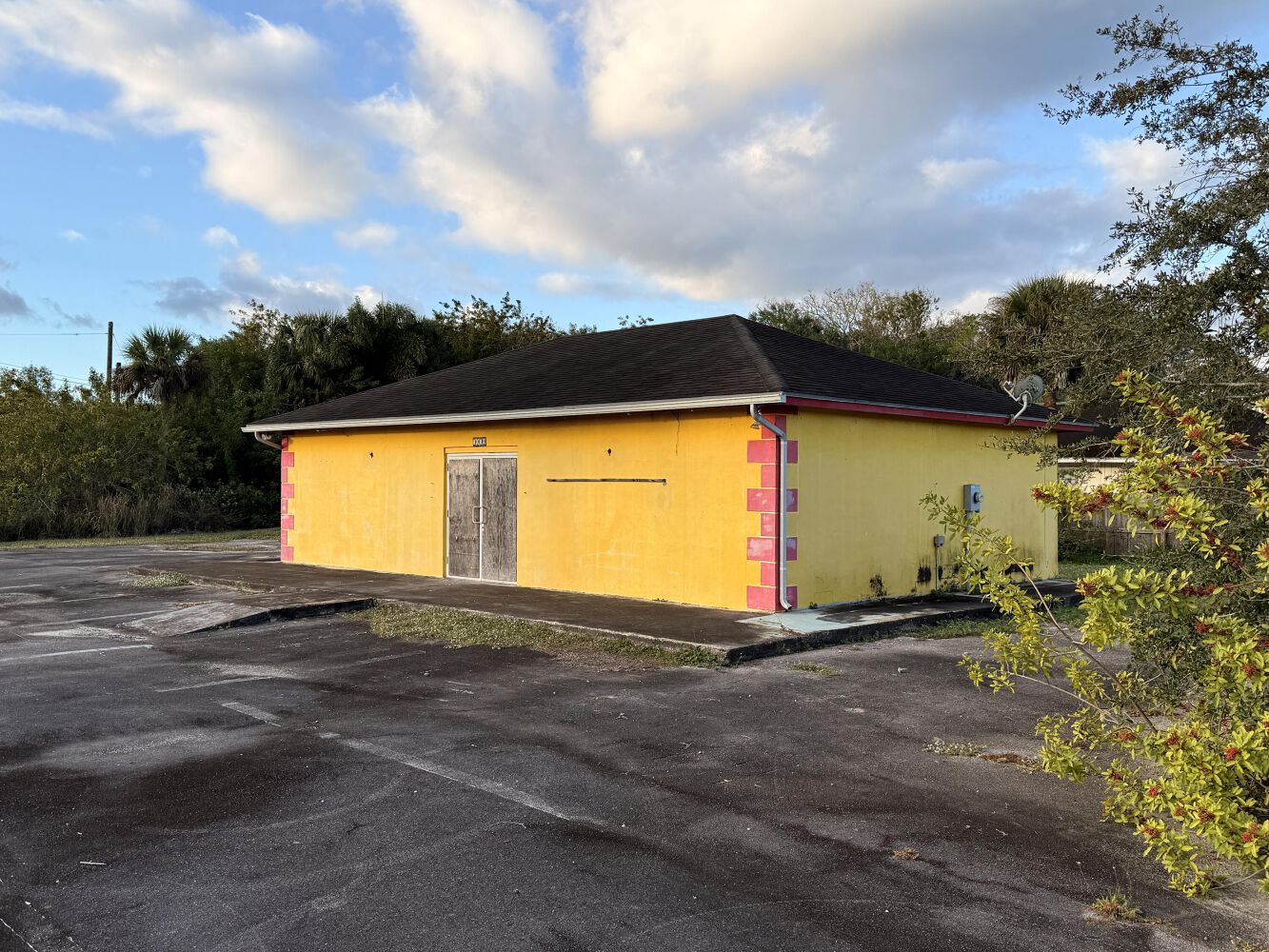 2950 Edwards Road, Fort Pierce, FL 34981 | Crexi.com