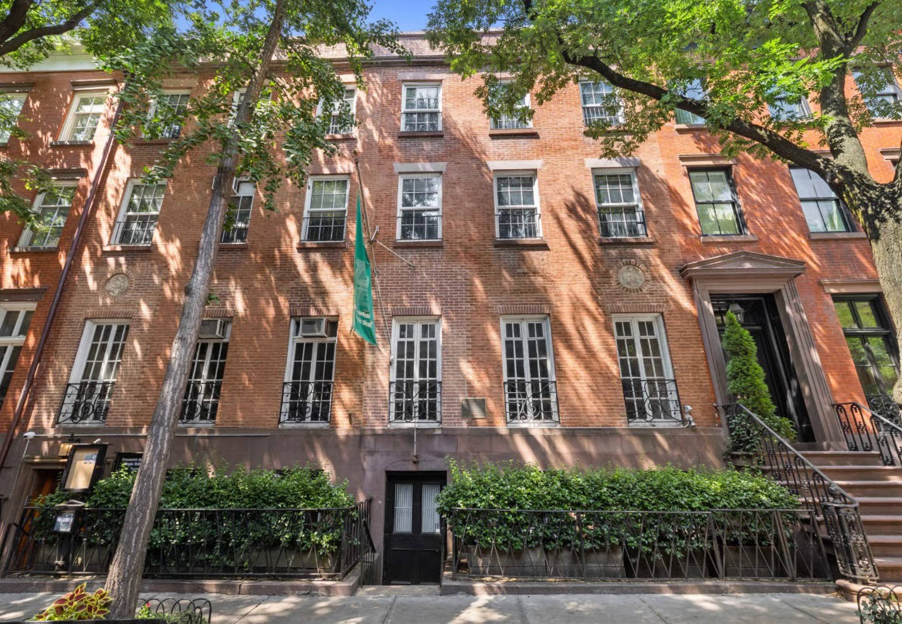 44-46 Barrow Street, New York, NY 10014 | Crexi.com
