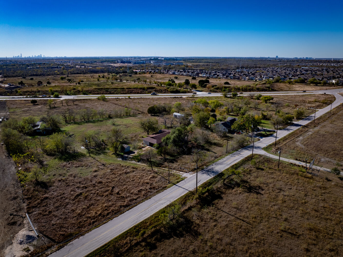 5307 Gregg Ln, Manor, TX 78653 | Crexi.com