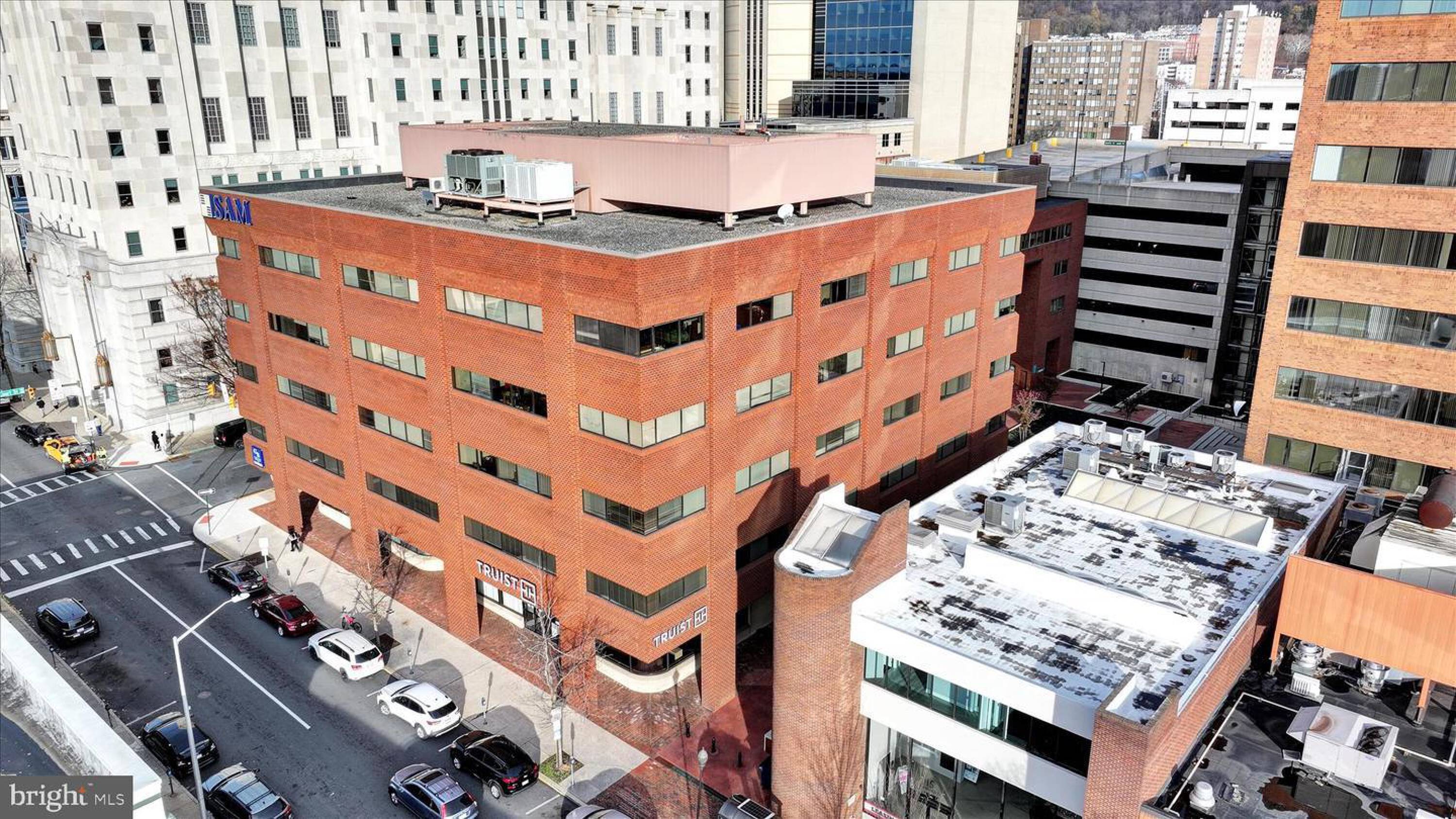 19 N 6th St, Reading, PA 19601 | Crexi.com