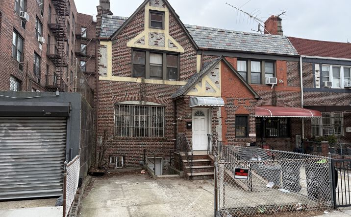34-54 70th St, Queens, NY 11377 | Crexi.com
