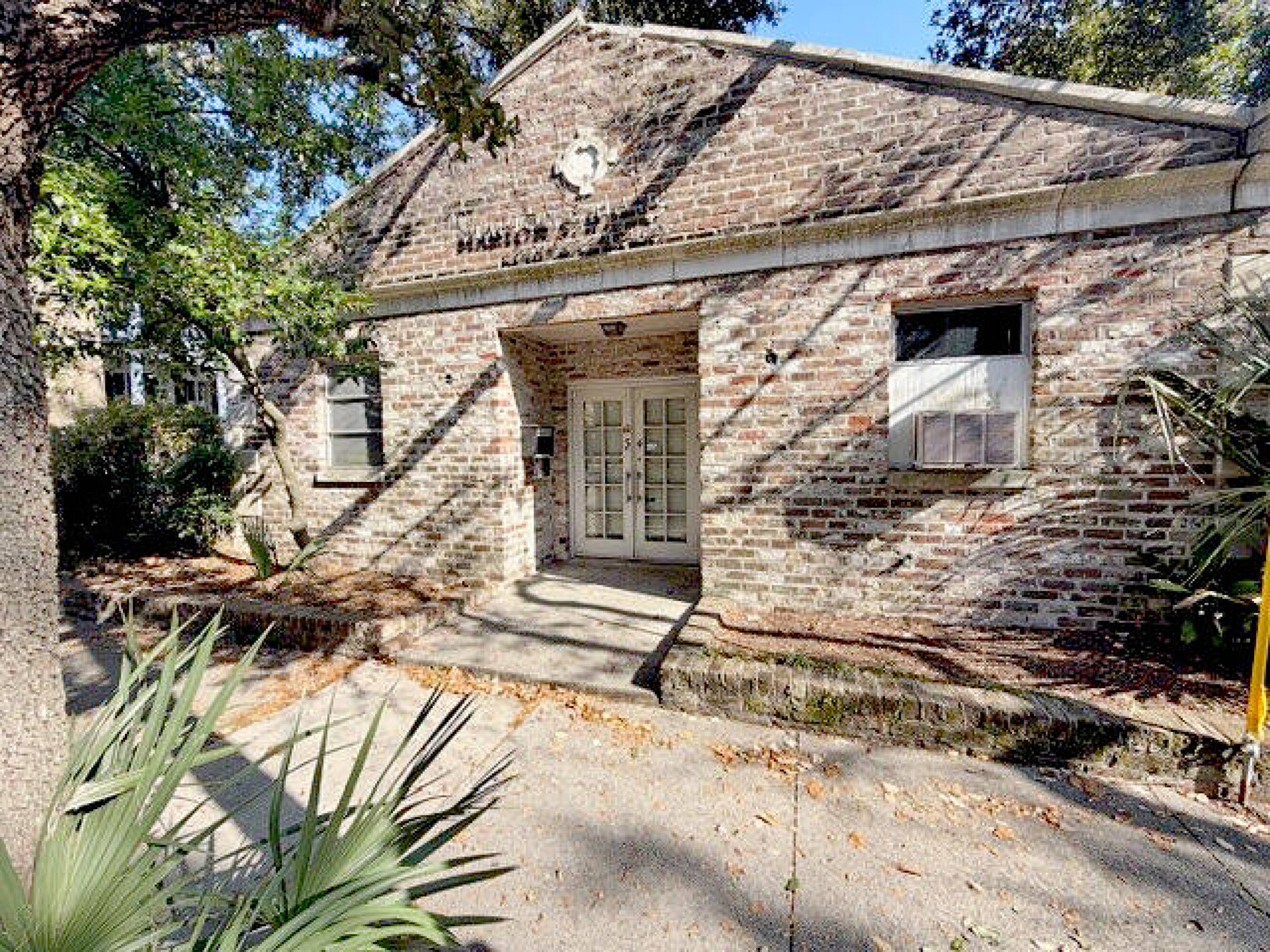 34 Pitt Street, Charleston, SC 29401 | Crexi.com