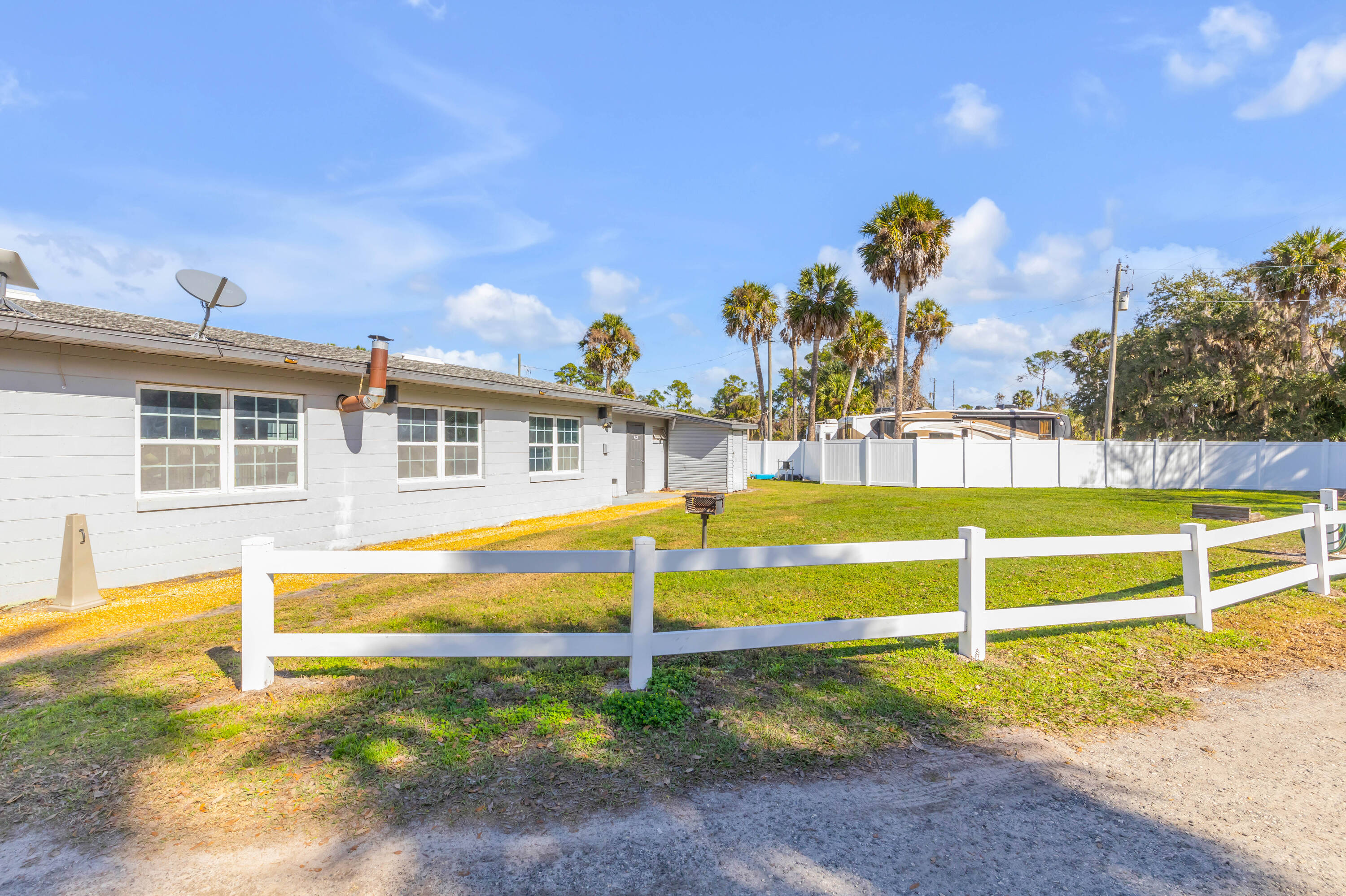 1600 Lake George Rd, Seville, FL 32190 | Crexi.com