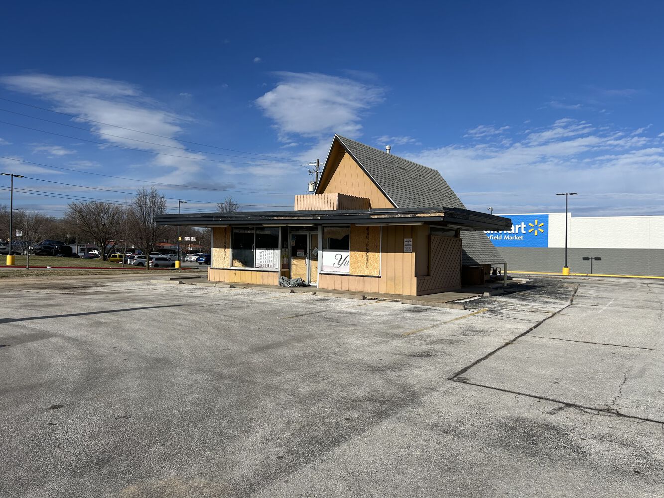 1839 E Bennett St, Springfield, MO 65804 | Crexi.com