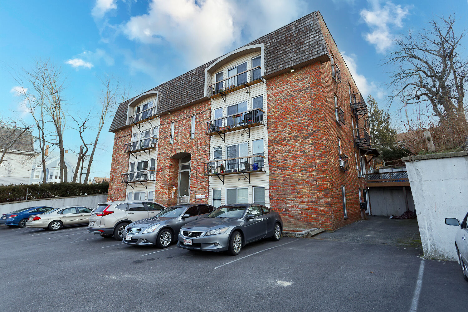 575 N Main St, Fall River, MA 02720 | Crexi.com