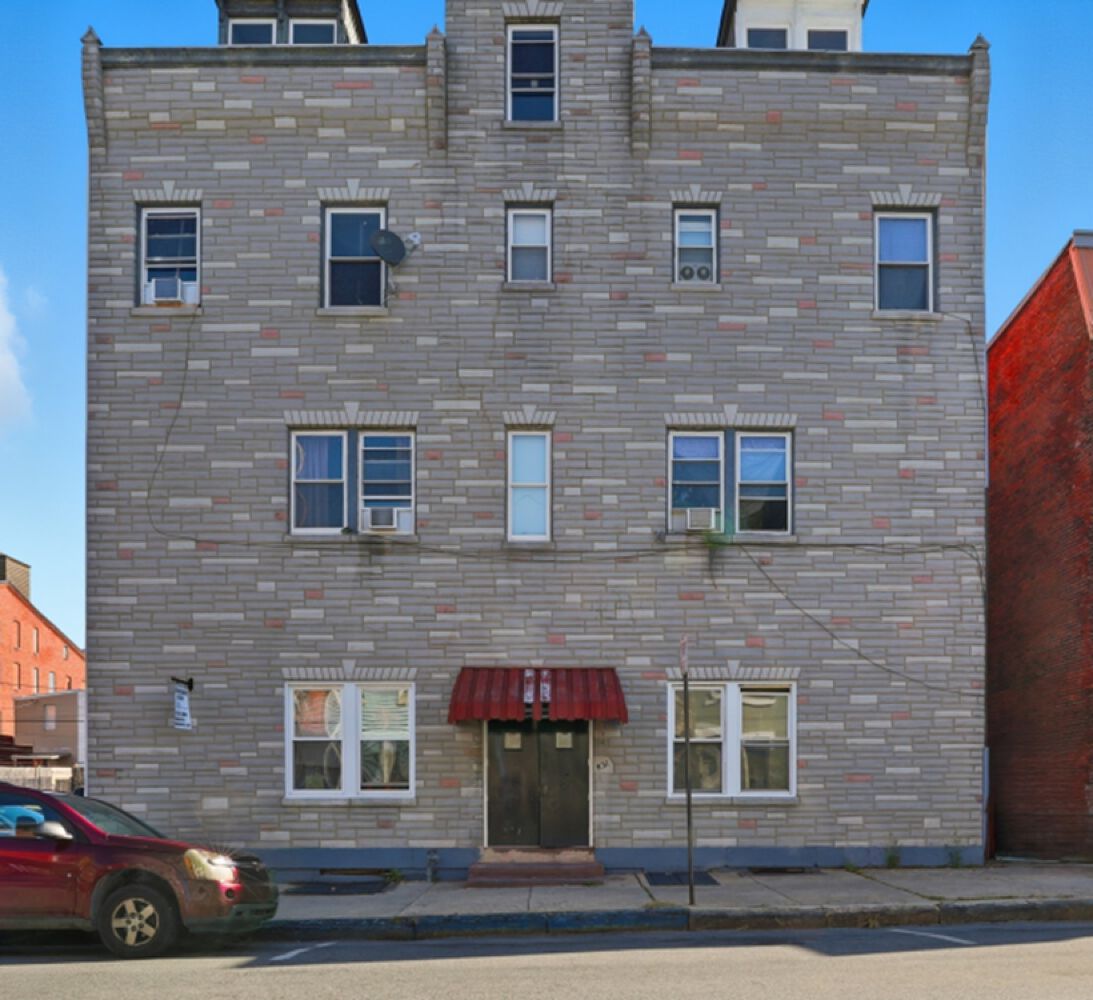 831 N 10th St, Reading, PA 19604 | Crexi.com