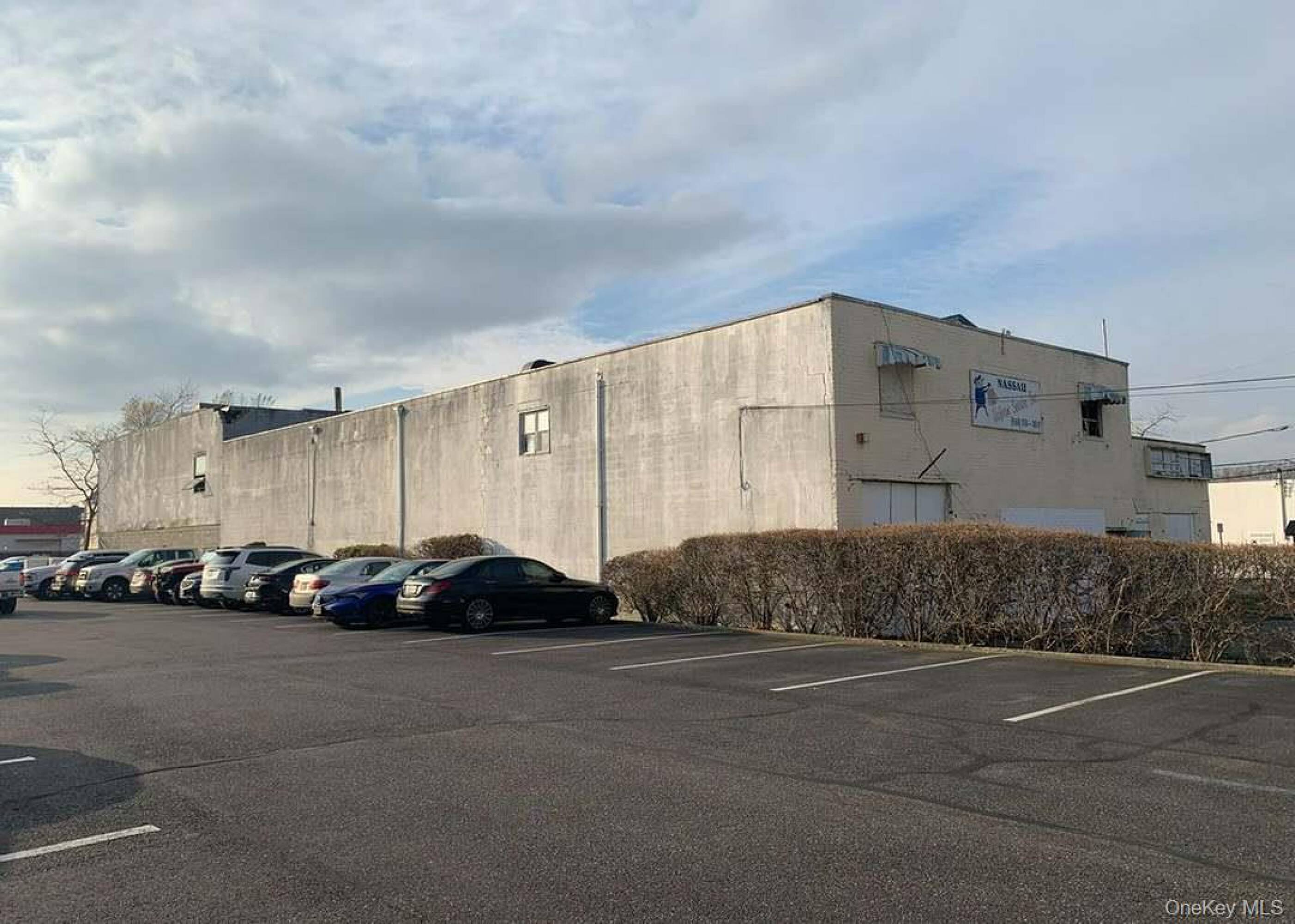 525 Ray Street, Hempstead, NY 11520 | Crexi.com