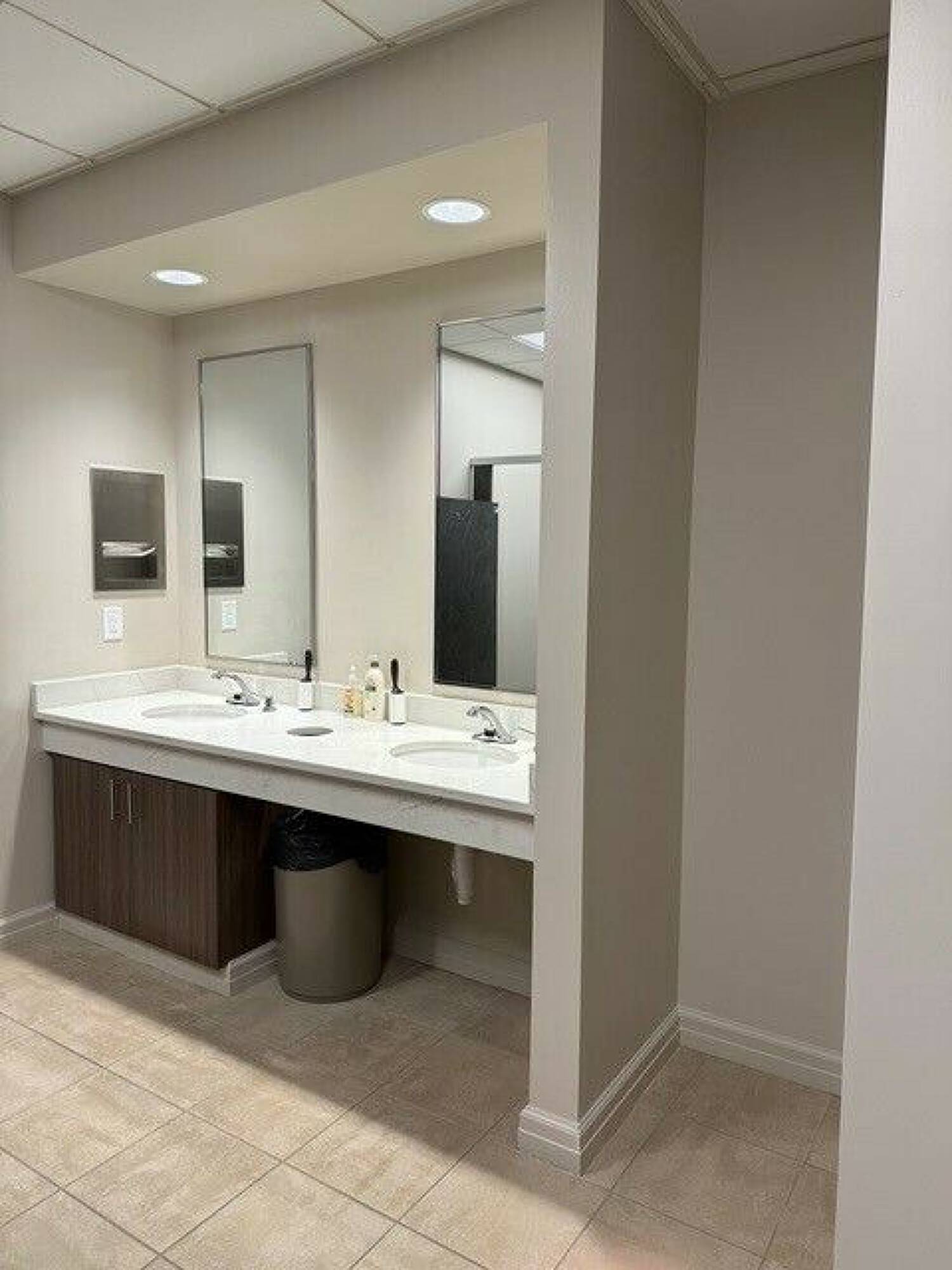 101 Monroe St, Huntsville, AL 35801 | Crexi.com