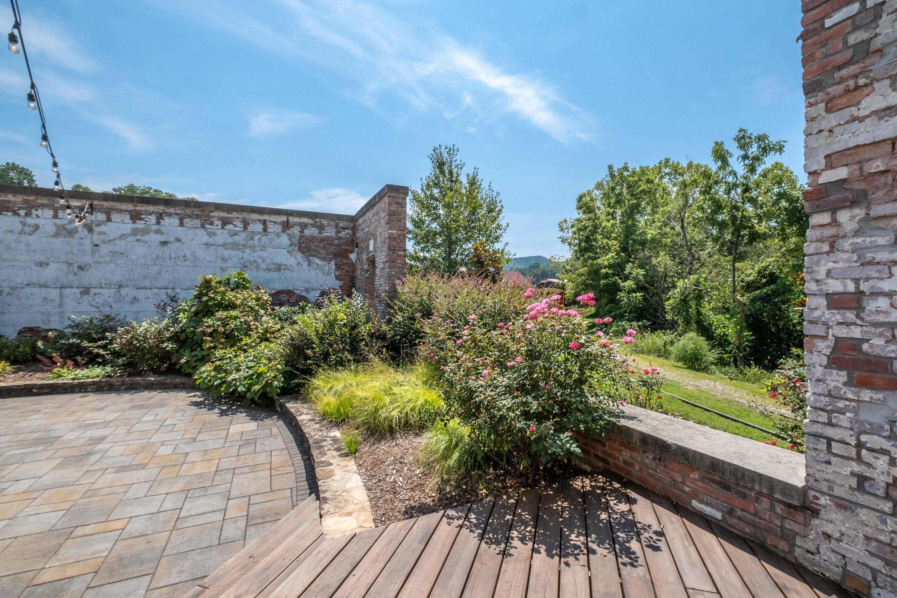11 Railroad St, Murphy, NC 28906 | Crexi.com