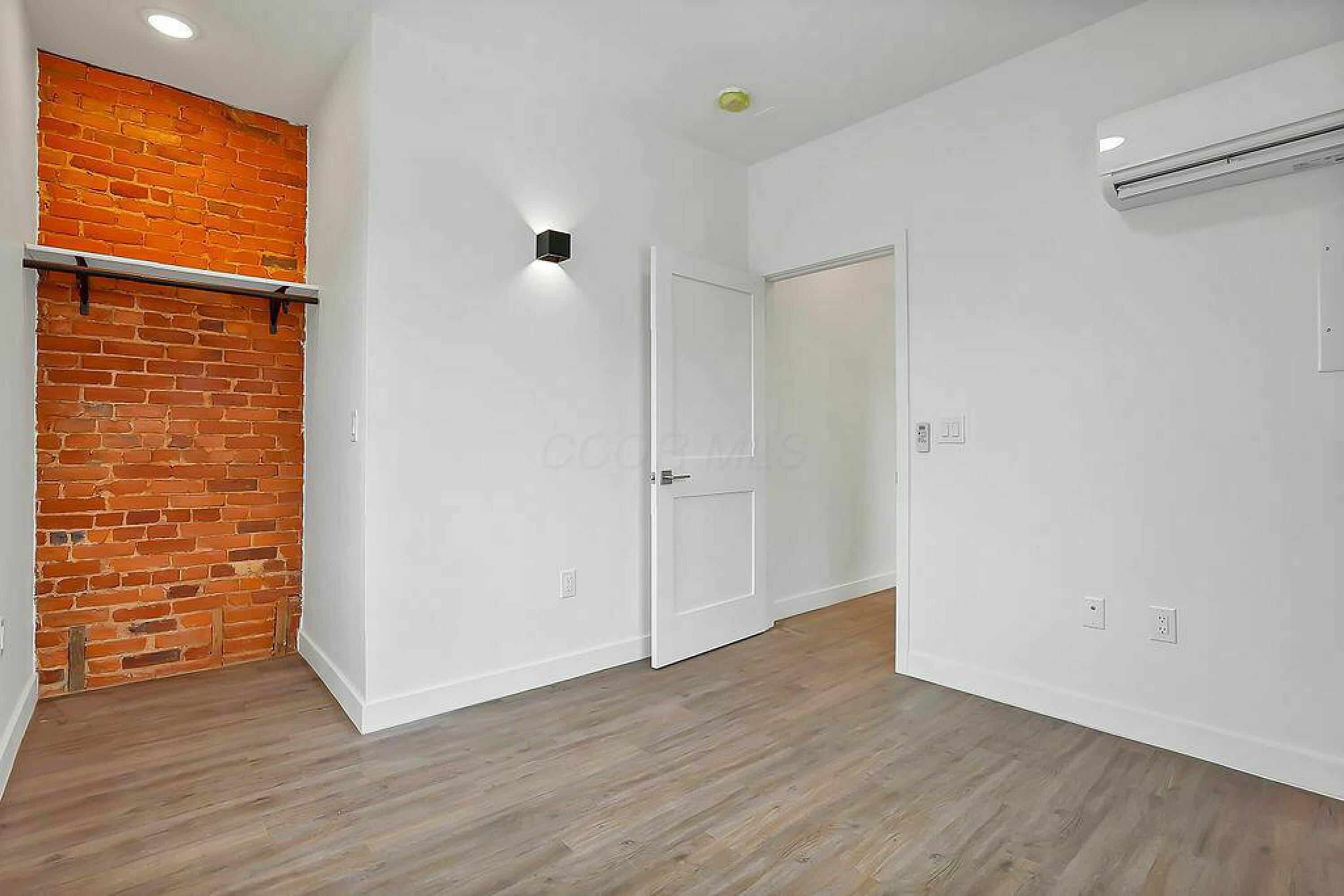 595 East Broad Street, Columbus, OH 43215 | Crexi.com