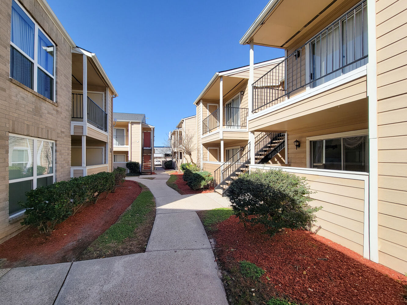 424 S Bender Ave, Humble, TX 77338 | Crexi.com