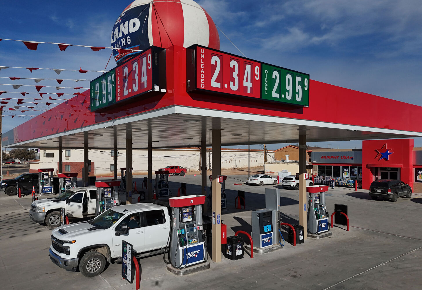 925 S MIDKIFF RD Midland TX 79701 APN: R000004340 | Crexi.com