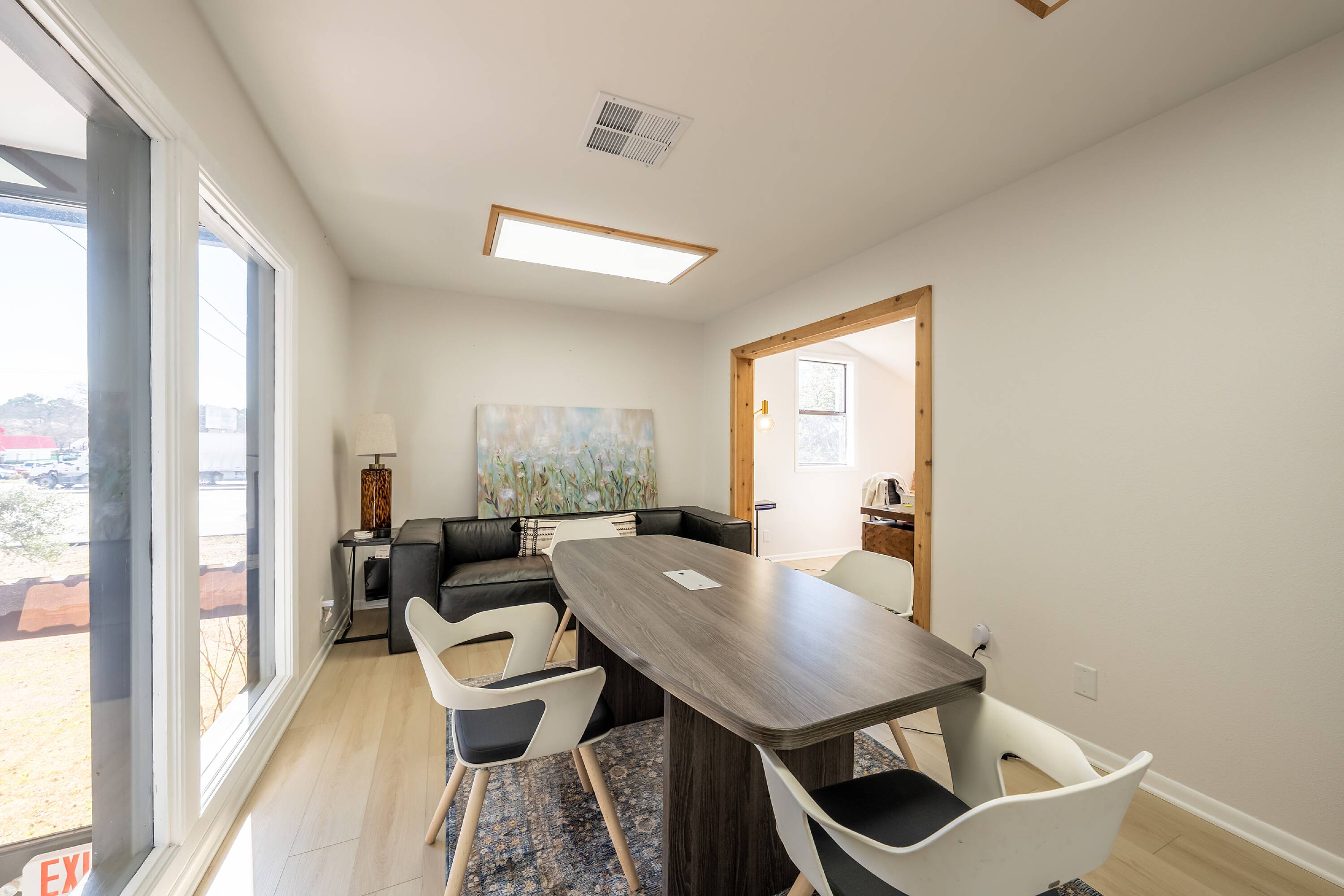 1515 S Loop W