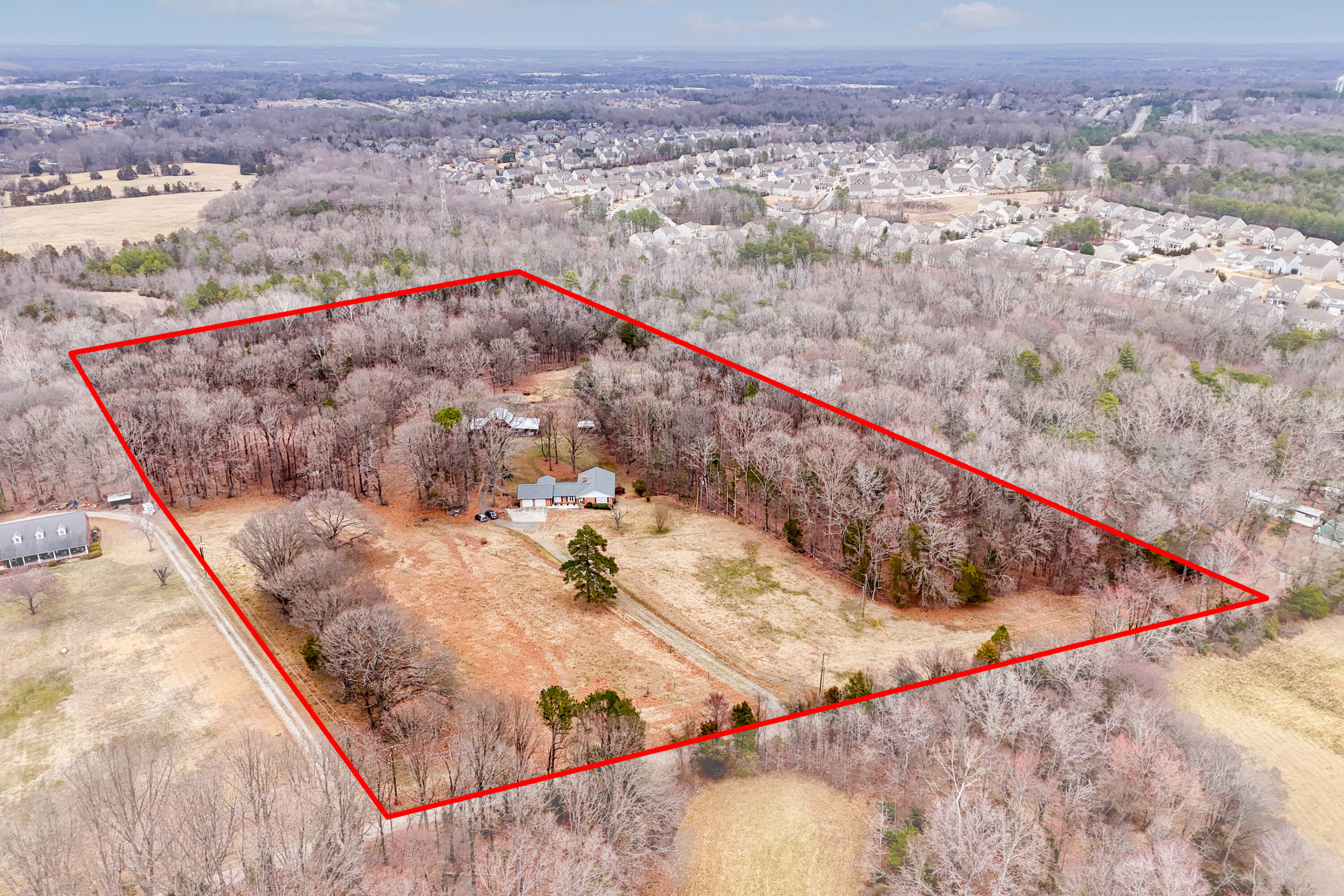 9201 McCorkle Ln, Charlotte, NC 28215 | Crexi.com