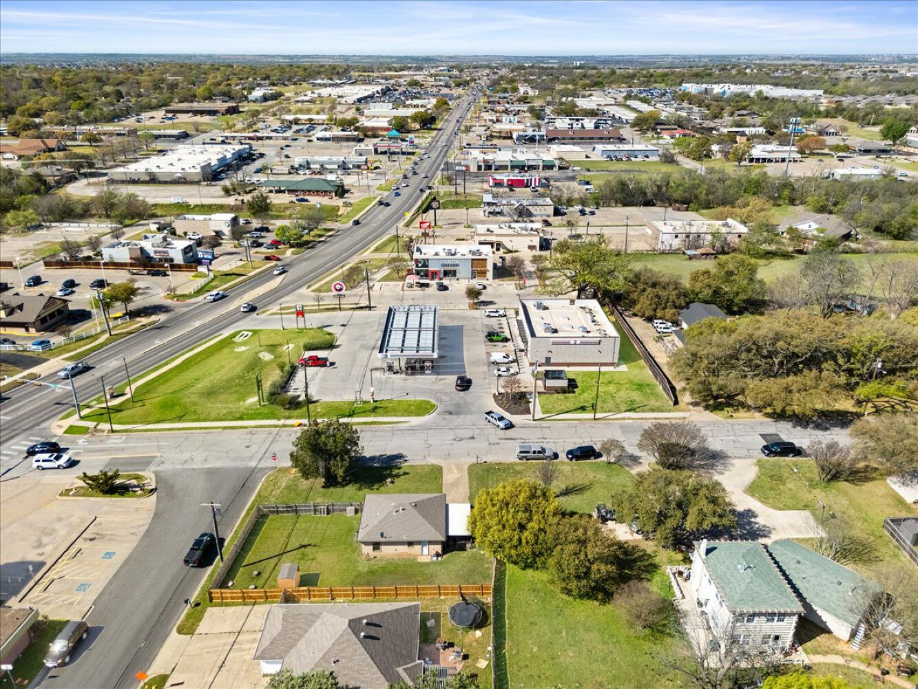 1302 W Henderson St, Cleburne, TX 76033 | Crexi.com