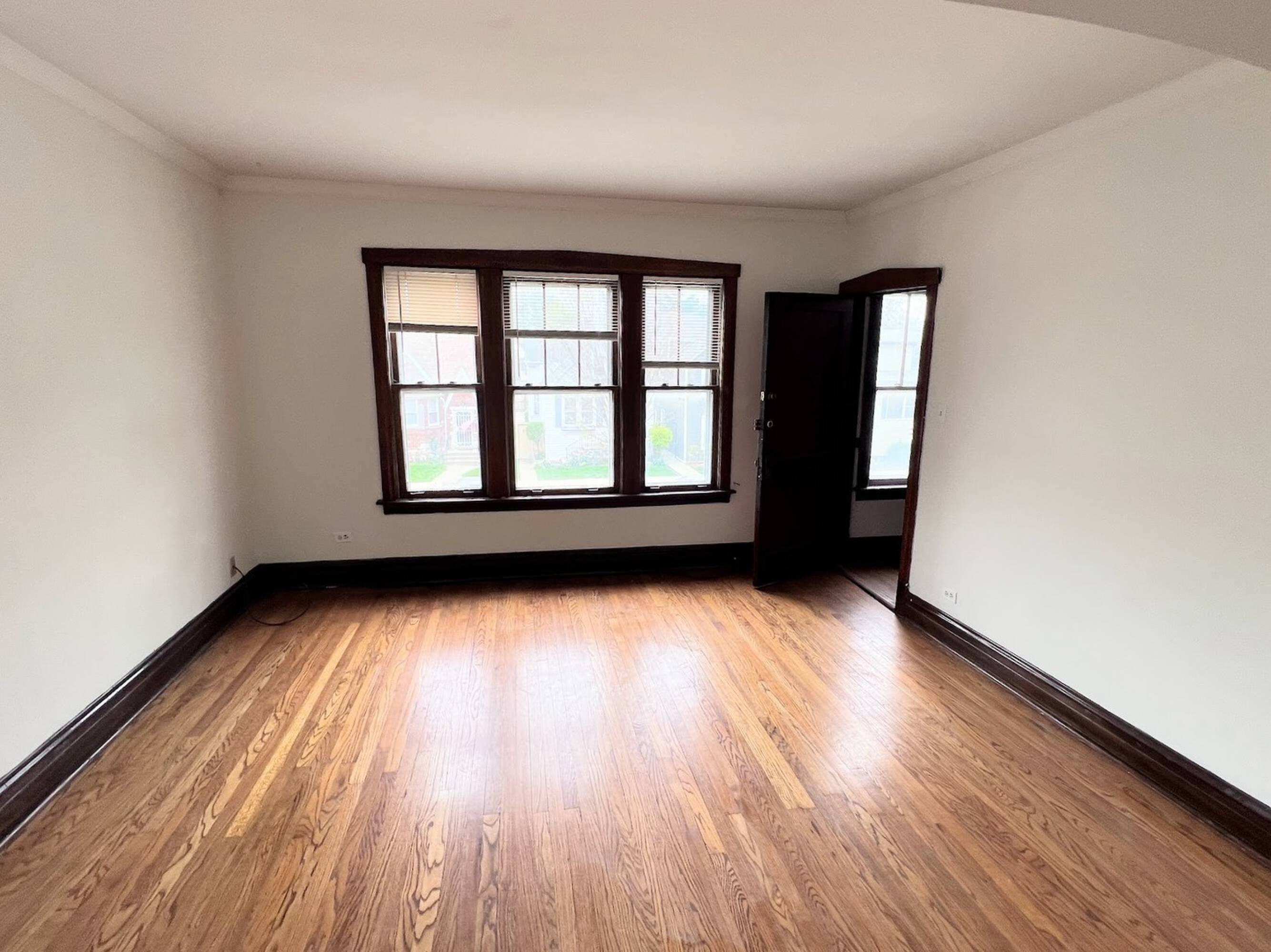 5008 W Strong Street, Chicago, IL, 60630 - Three-Unit Residential ...