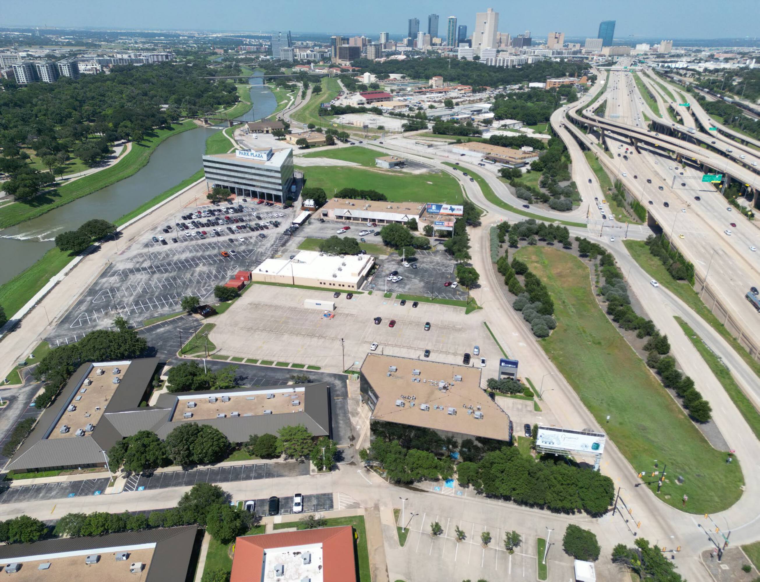 2600 West Fwy, Fort Worth, TX 76102 | Crexi.com