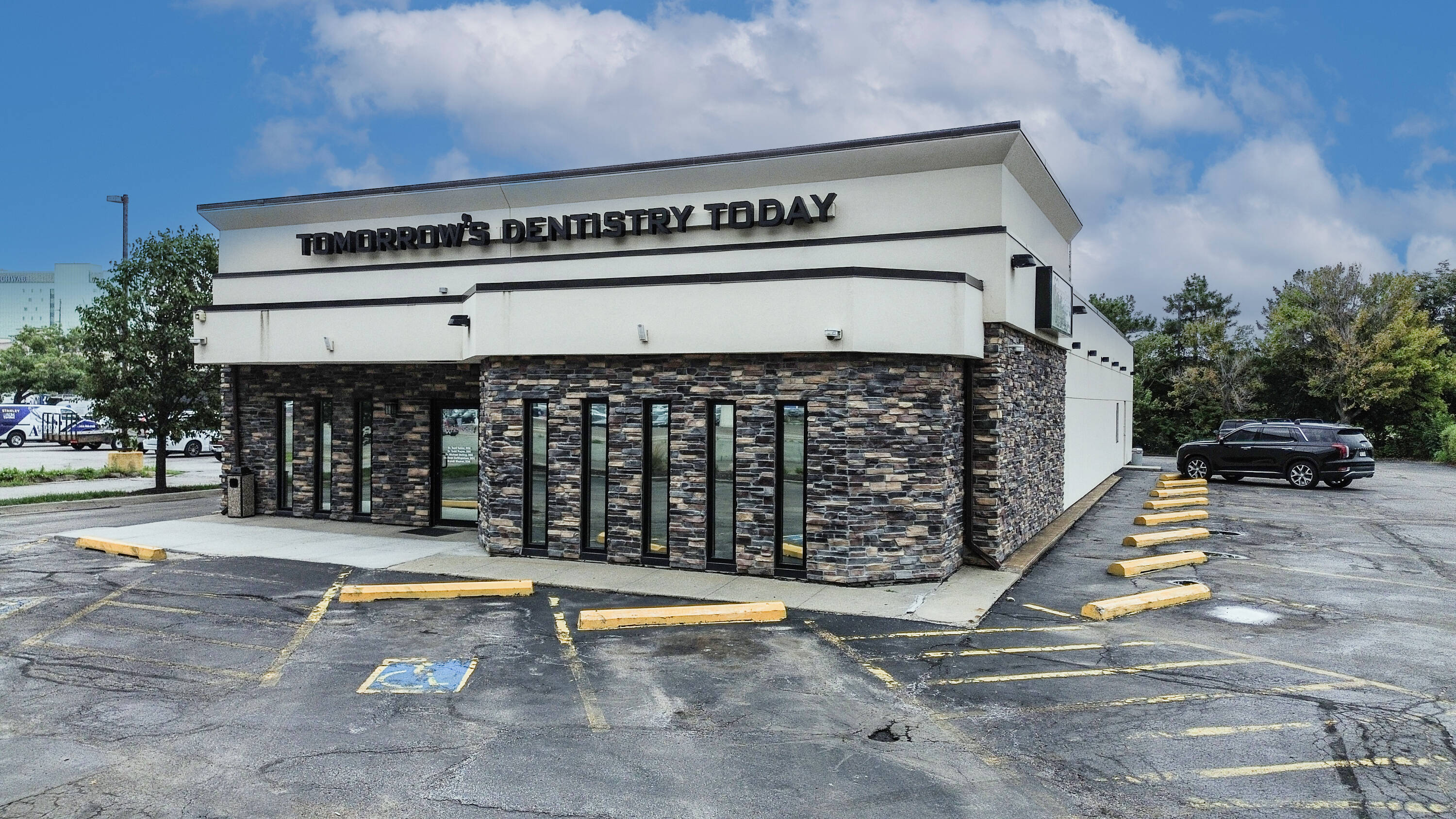 11229 West Dodge Road, Omaha, NE 68154 | Crexi.com