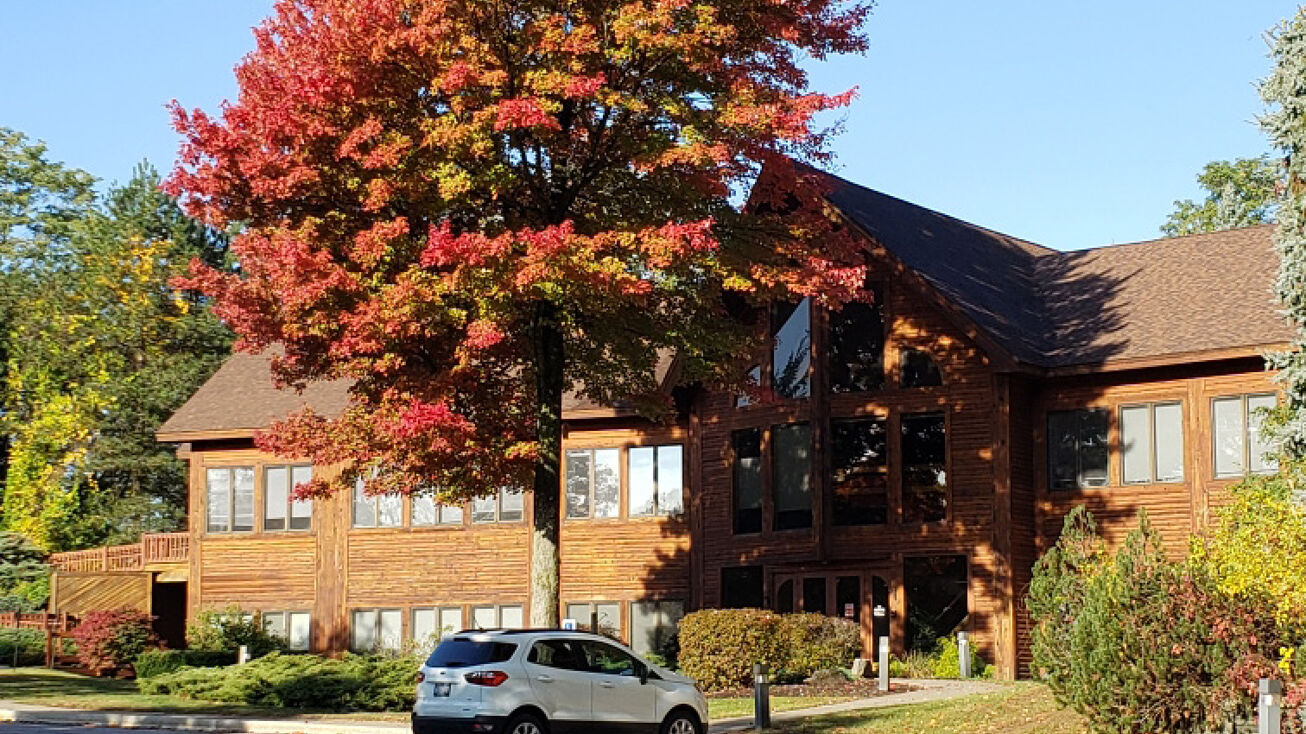 6 Chelsea Pl, Clifton Park, NY 12065 | Crexi.com