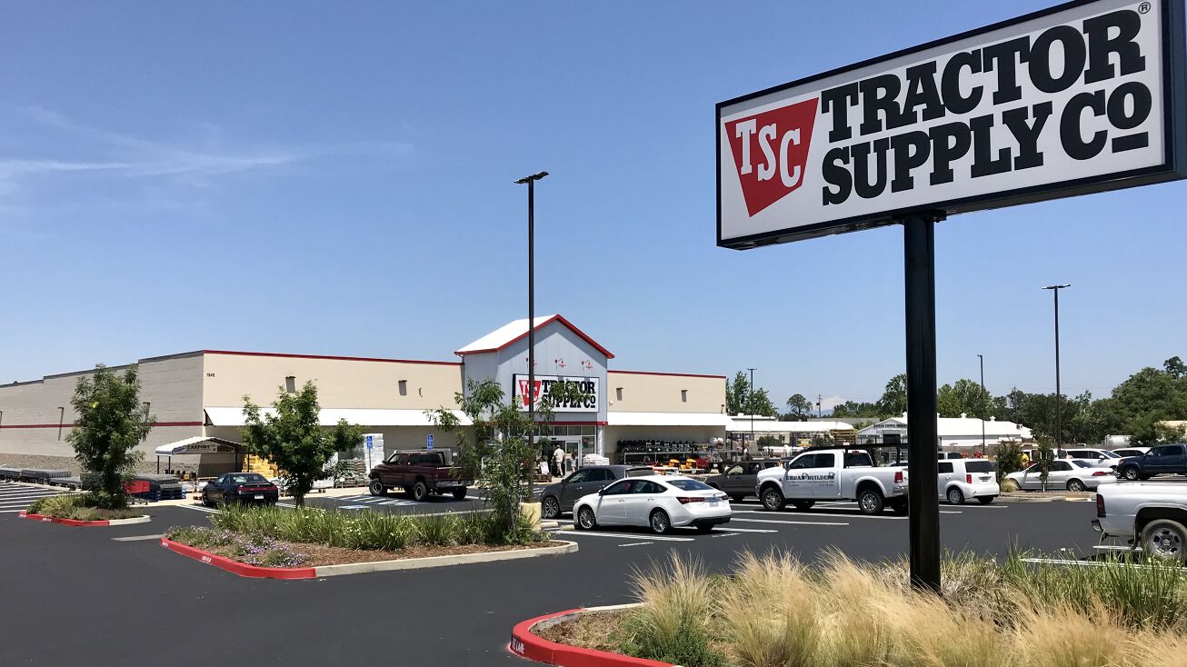 Tractor Supply Indianapolis Big Farm Tractor Tire Waterman s Farm In Indianapolis Hours tractor-supply-indianapolis-big-farm-tractor-tire-waterman-s-farm-in-indianapolis-hours