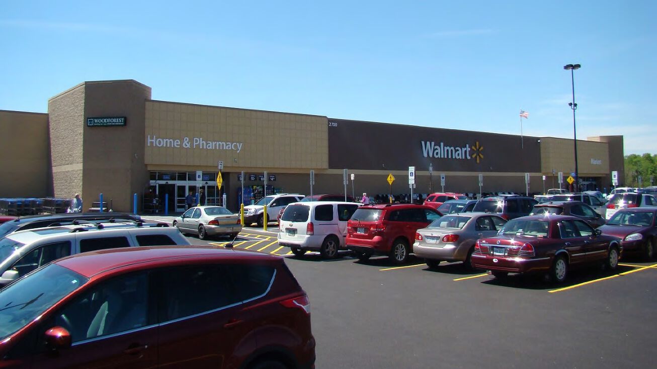 2700 West State Street, Alliance, OH 44601 - Retail Property for Sale - Walmart Supercenter
