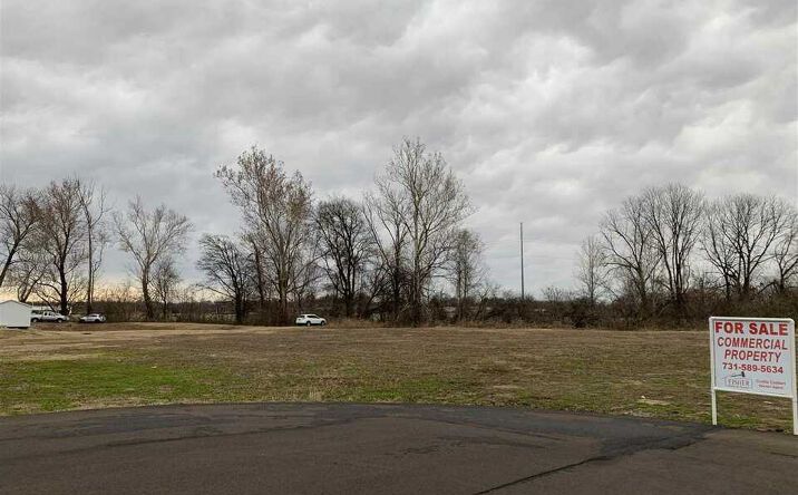 Mall Blvd, Dyersburg, TN 38024 | Crexi.com