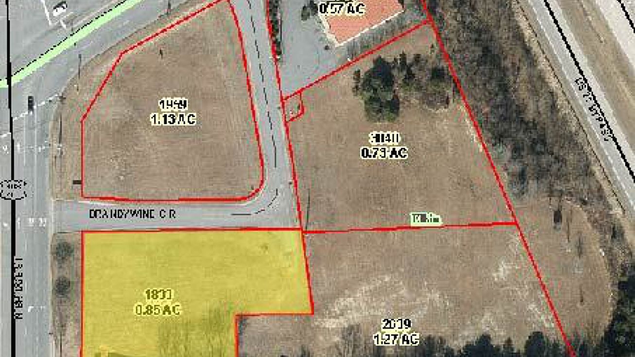 2 N Bridge St, Elkin, NC 28621 | Crexi.com