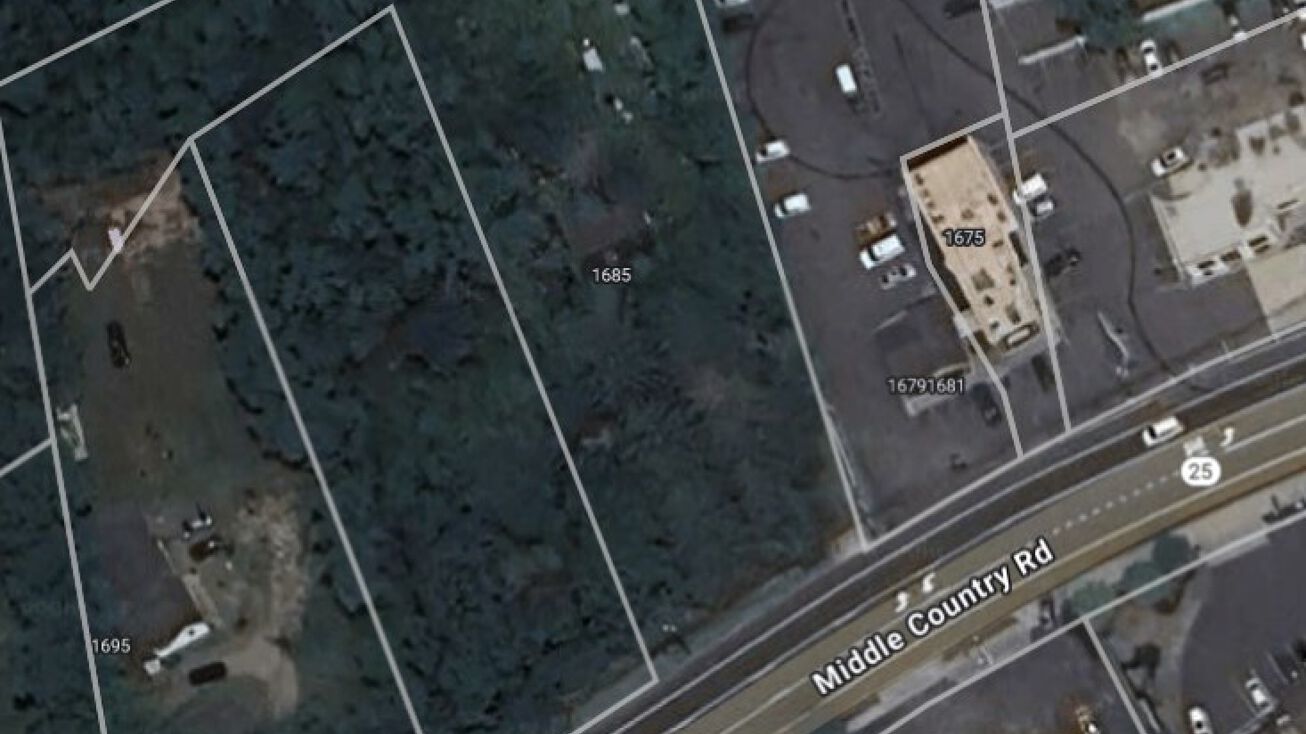 1685 Middle country rd, Ridge, NY 11961 | Crexi.com