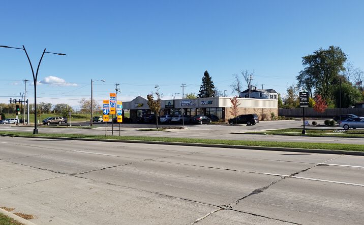 6007 W Layton Ave, Greenfield, WI 53220 | Crexi.com