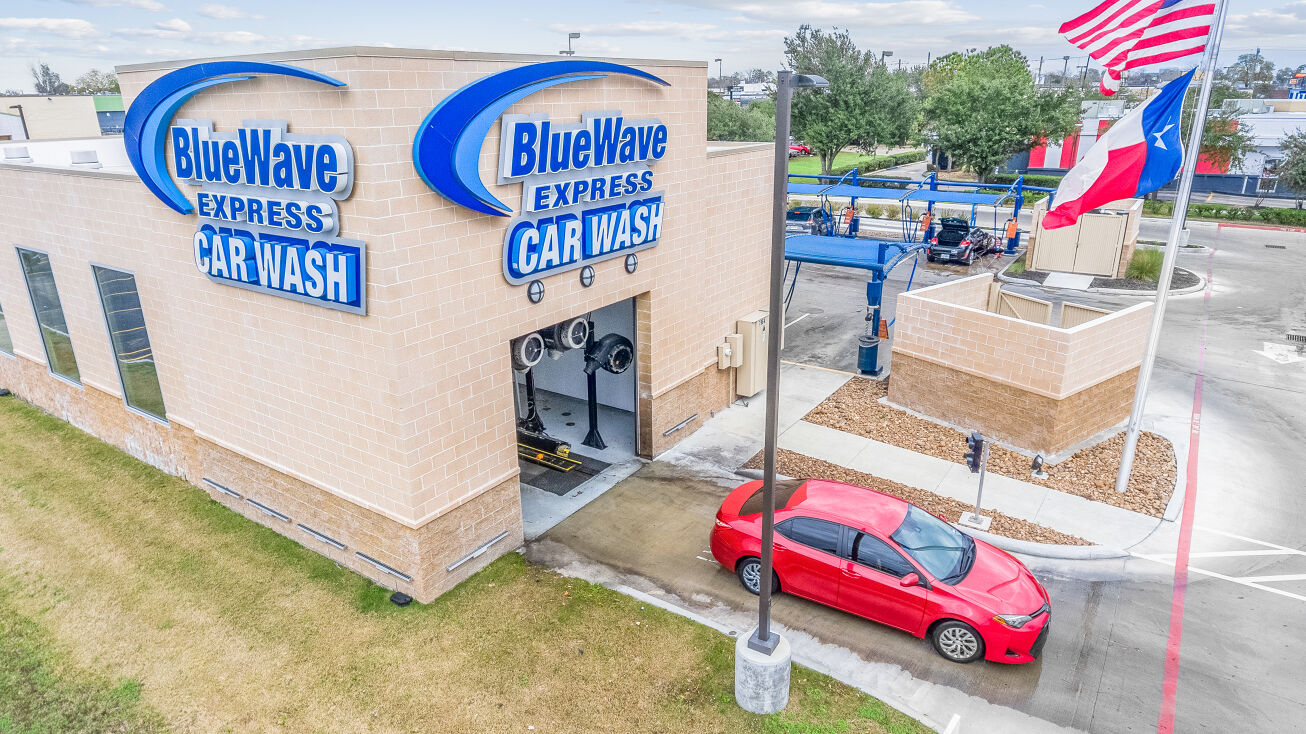 7964 Long Point Rd, Houston, TX 77055 | Crexi.com