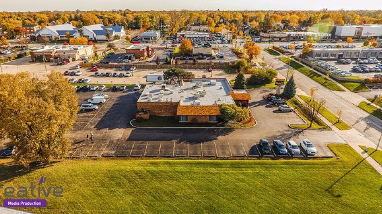 639 Blackhawk Dr, Westmont, IL 60559 | Crexi.com