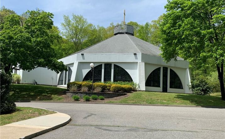 450 W TODD ST Hamden CT 06518-1131 APN: 17089 | Crexi.com