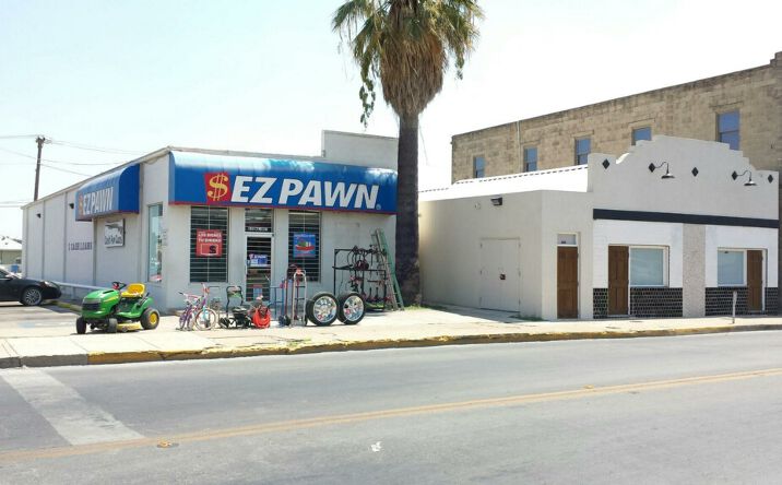 680 & 698 MAIN ST Eagle Pass TX 78852 | Crexi.com