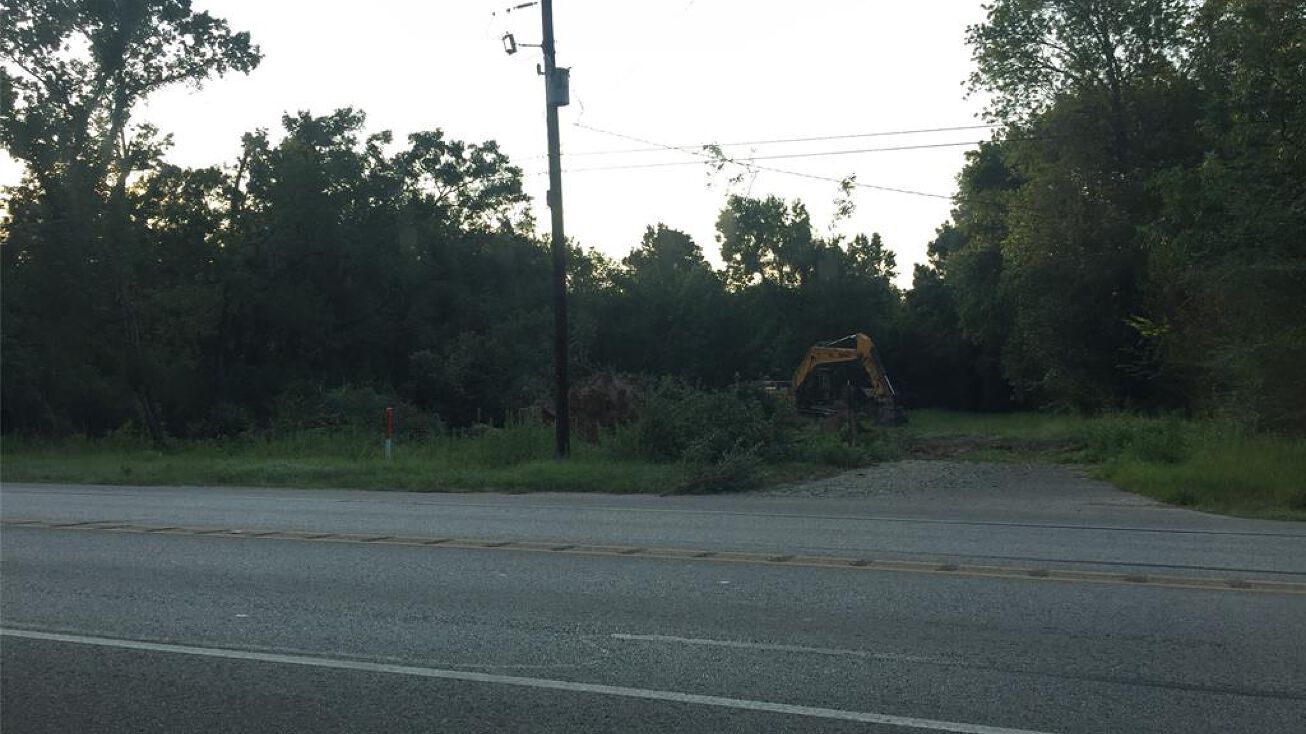 13159 E Fm 1097 Road, Willis, TX 77378 - Land for Sale - 13159 E Fm ...