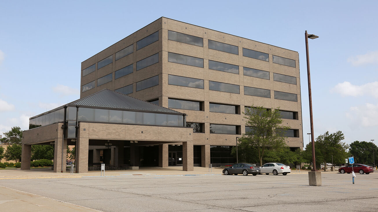 111 W State St, Mason City, IA 50401 | Crexi.com