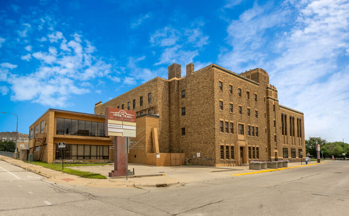 Waterloo, IA Commercial Real Estate for Sale | Crexi.com