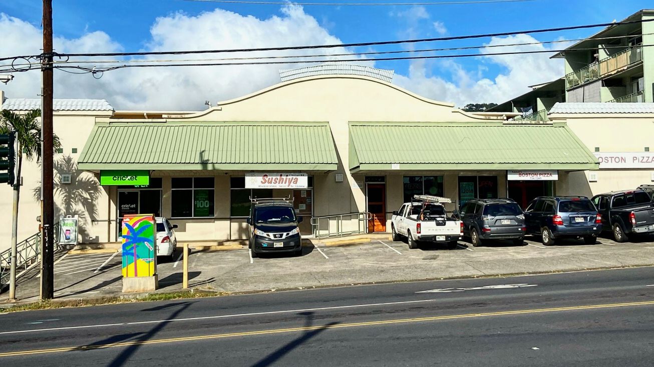 3502 Waialae Ave, Honolulu, HI 96816 | Crexi.com