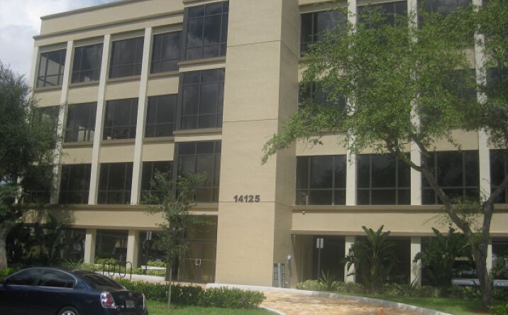 Manny Chamizo - One Sotheby's International Realty | Crexi