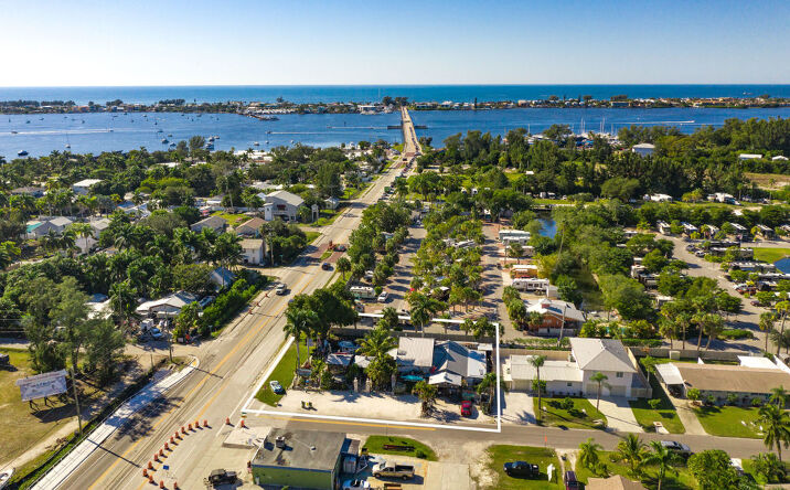 12304 Cortez Rd W, Bradenton, FL 34210 | Crexi.com