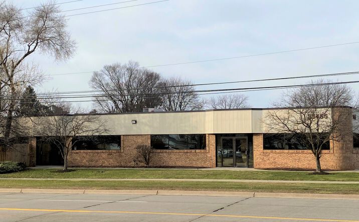 35455 GARFIELD RD Clinton Township MI 48035-2500 APN: 16-11-30-477-009 ...