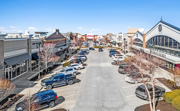 840 NW Blue Pkwy, Lee's Summit, MO 64086 | Crexi.com