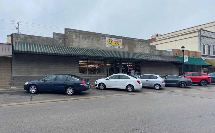 112 West Commercial, Lebanon, MO 65536 | Crexi.com