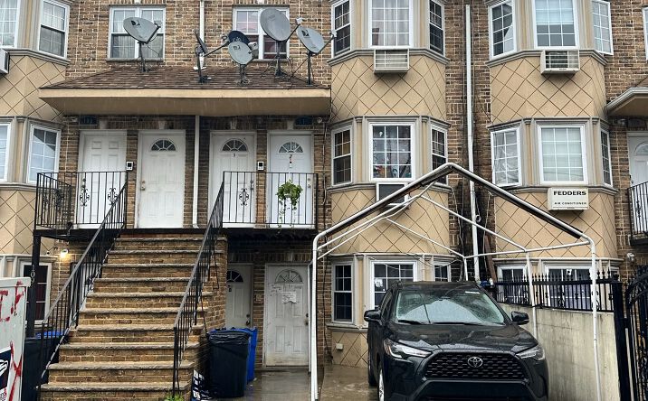 109 THATFORD AVE Brooklyn NY 11212-6418 APN: 33523104 | Crexi.com