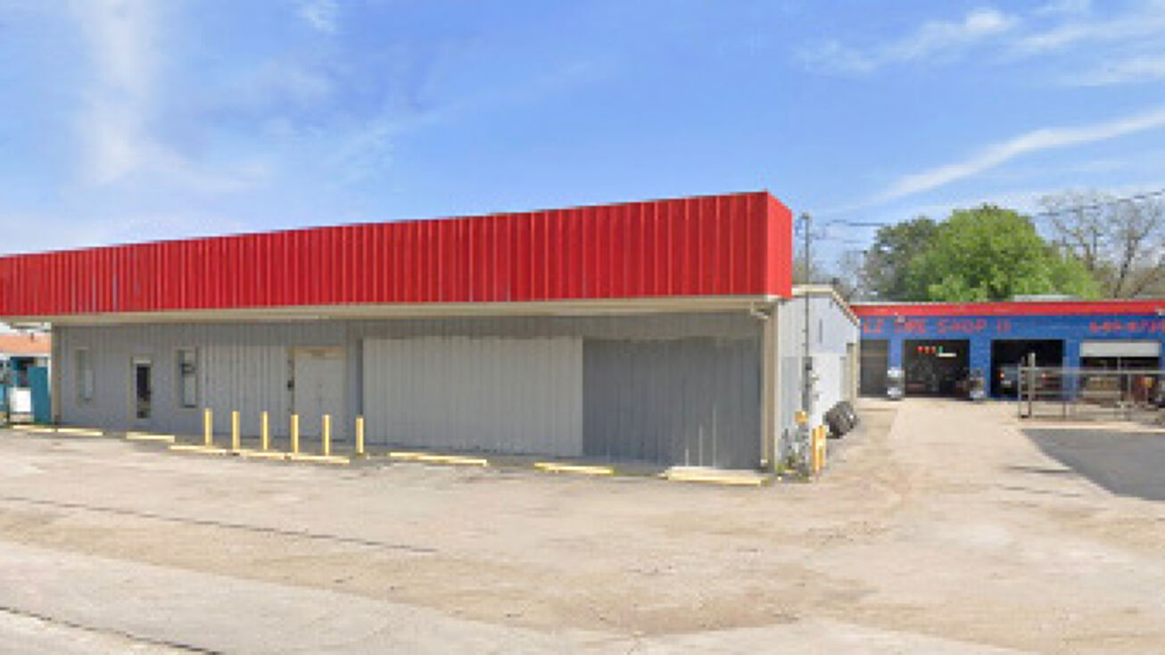2808 SW Loop 410, San Antonio, TX 78227 | Crexi.com