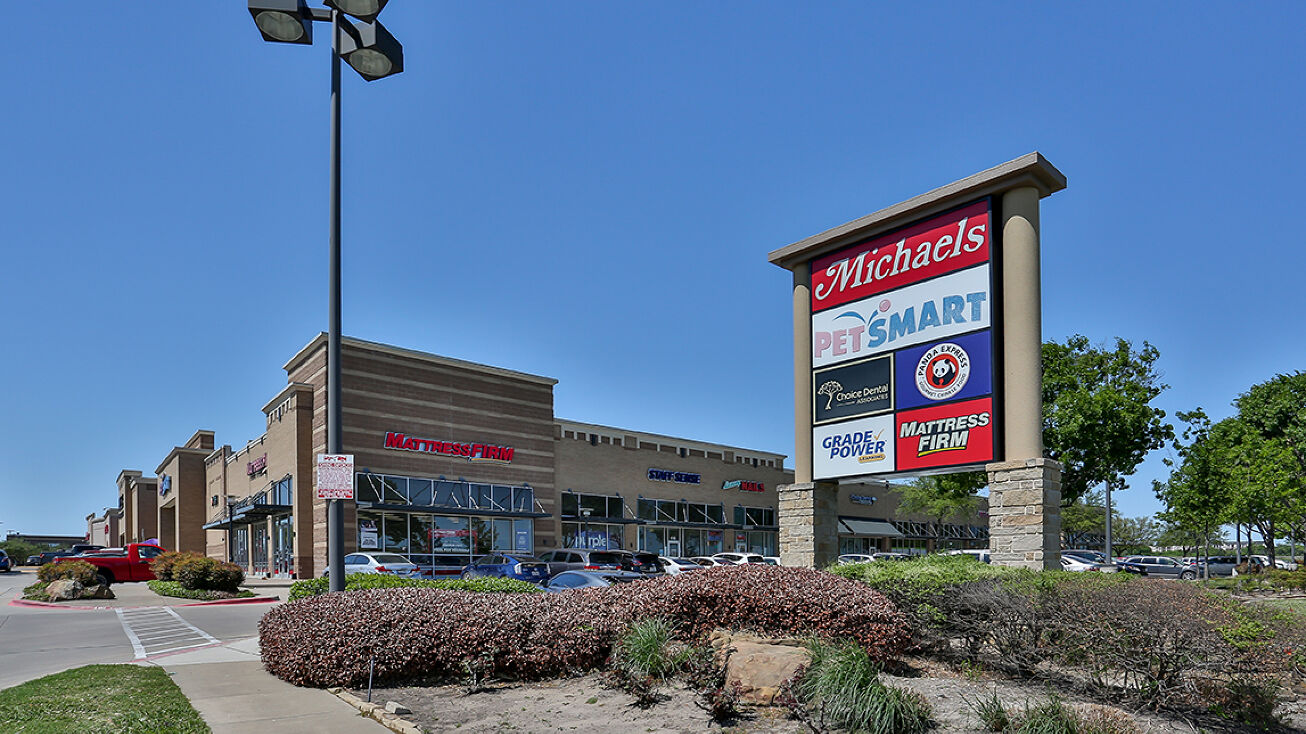 5435 N Garland Ave, Garland, TX 75040 | Crexi.com