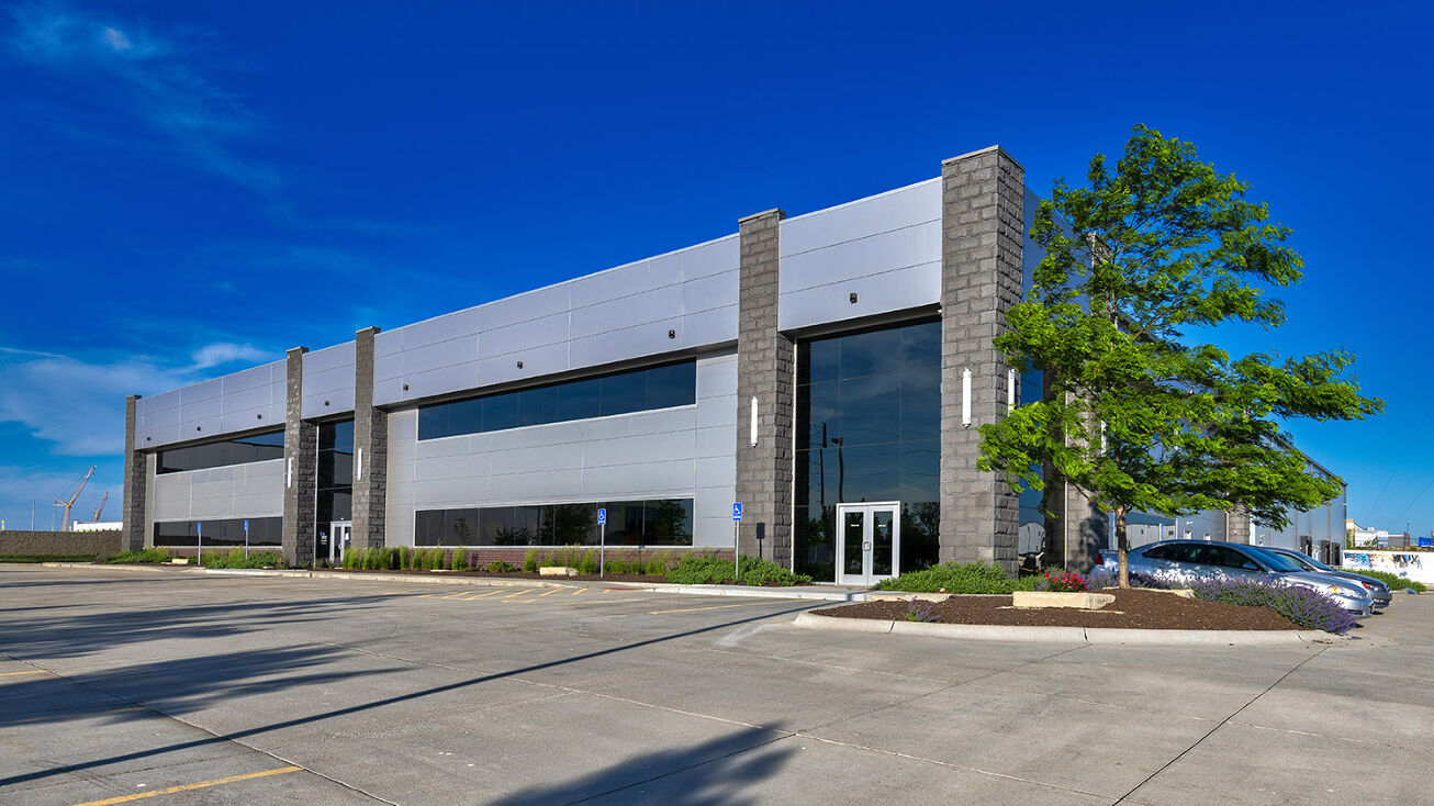 11414 S 145th St, Omaha, NE 68138 | Crexi.com