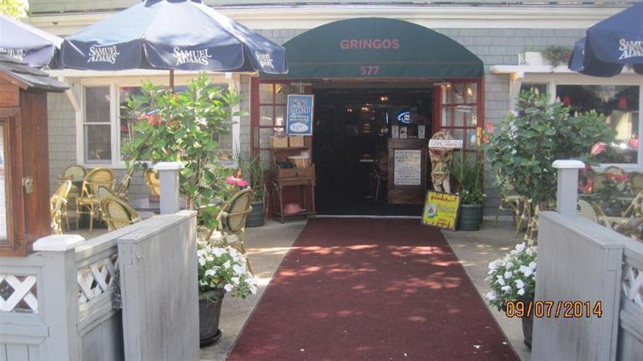 577 Main Street, Hyannis, MA 02601 - Special Purpose Property for Sale ...