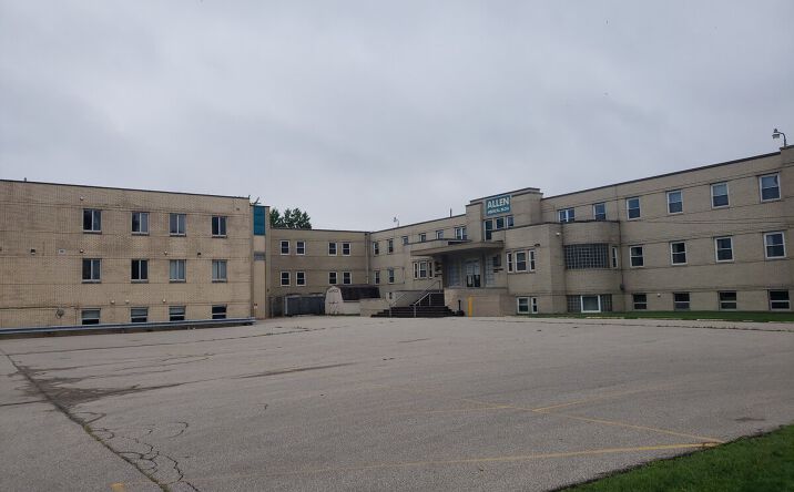 Kenneth Kujawa - CENTURY 21 Signature Realty | Crexi