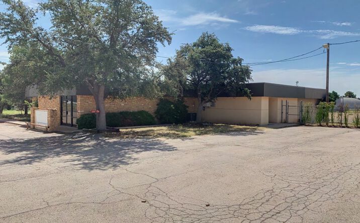 1206 W. I-20, Monahans, TX 79756 - Office Property for Sale - 1206 W ...